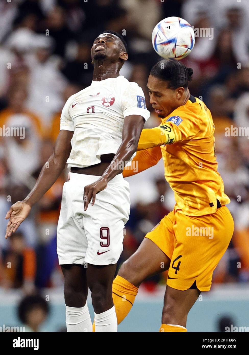 AL KHOR - (l-r) Mohammed Muntari of Qatar, Virgil van Dijk of Holland ...