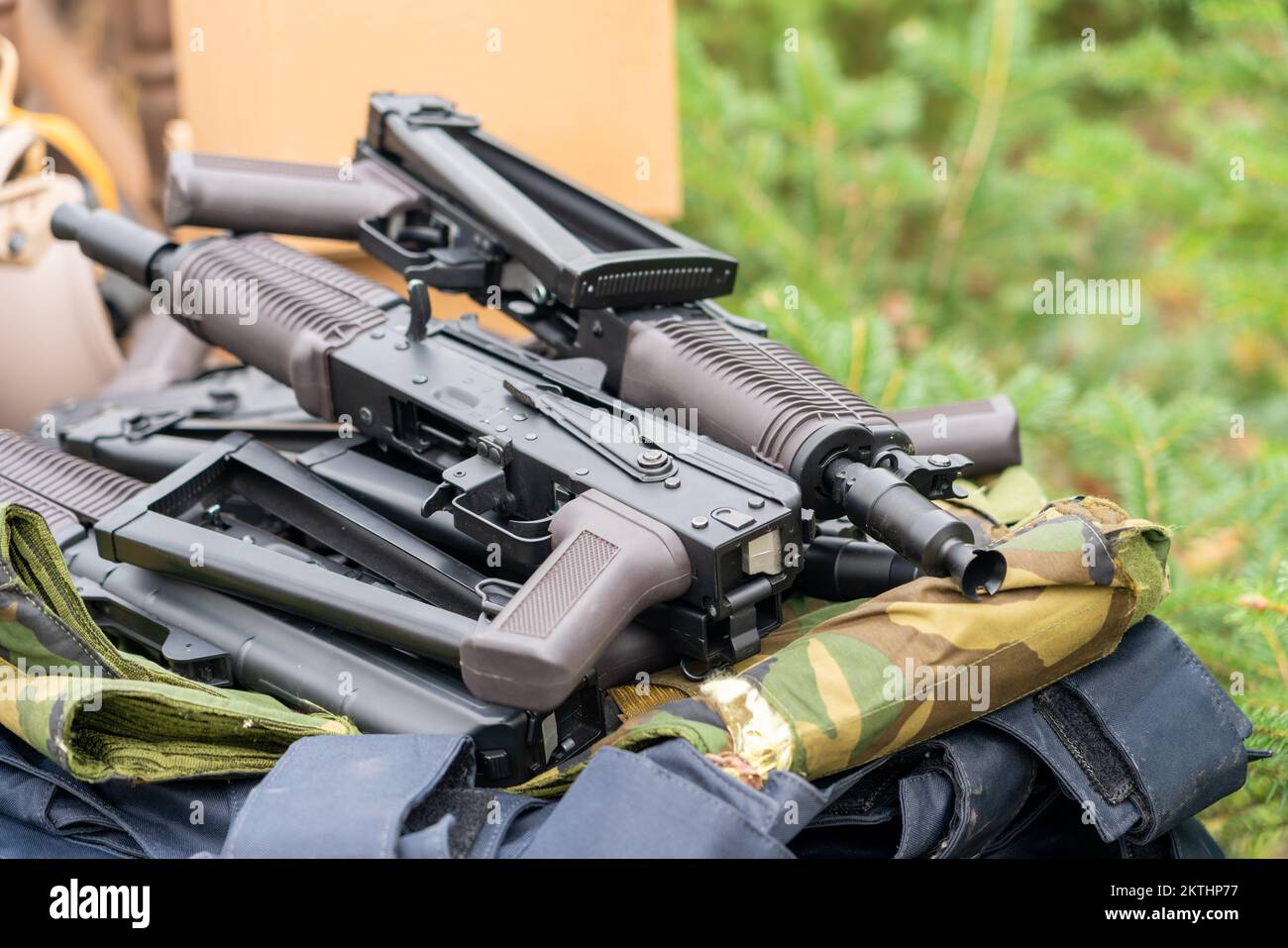 Bulletproof helmets hi-res stock photography and images - Alamy