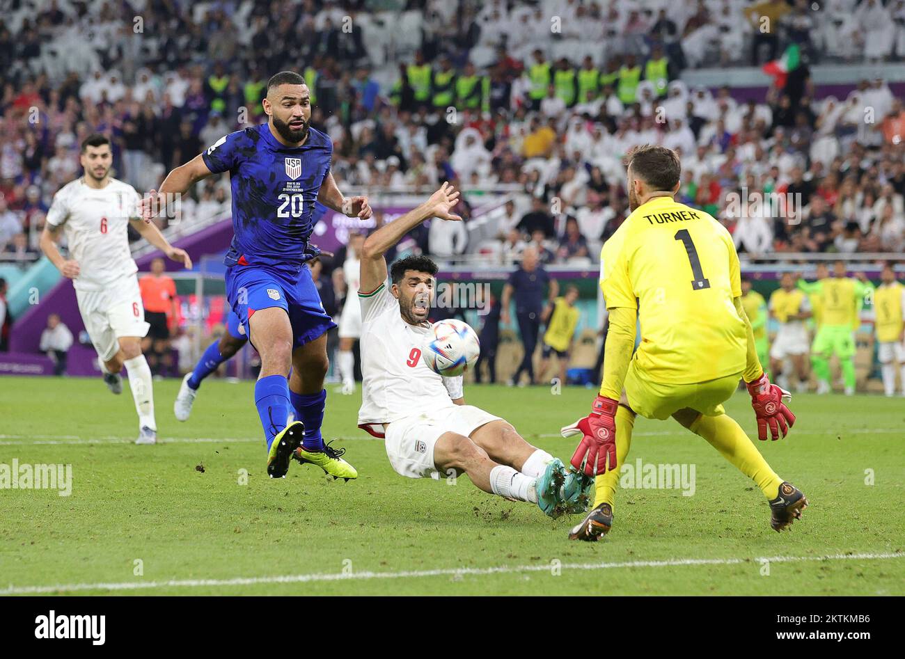 Doha, Katar. 29th Nov, 2022. firo : 29.11.2022, Football, Soccer, FIFA ...