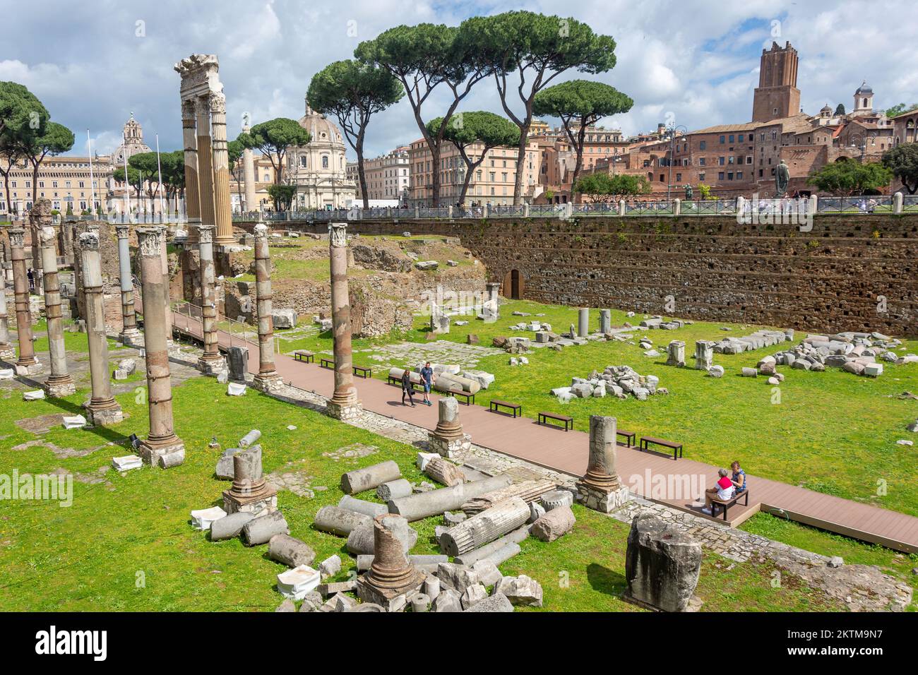 Temple of Venus Genetrix (Tempio di Venere Genitrice) and Foro di ...