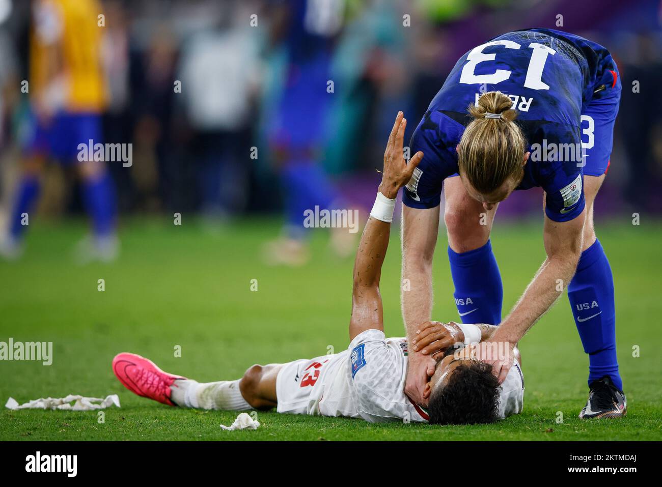 Doha, Catar. 30th Nov, 2022. REAM Tim from the US consoles REZAEIAN ...