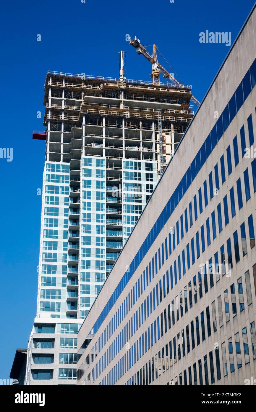 Unfinished office tower hi-res stock photography and images - Alamy