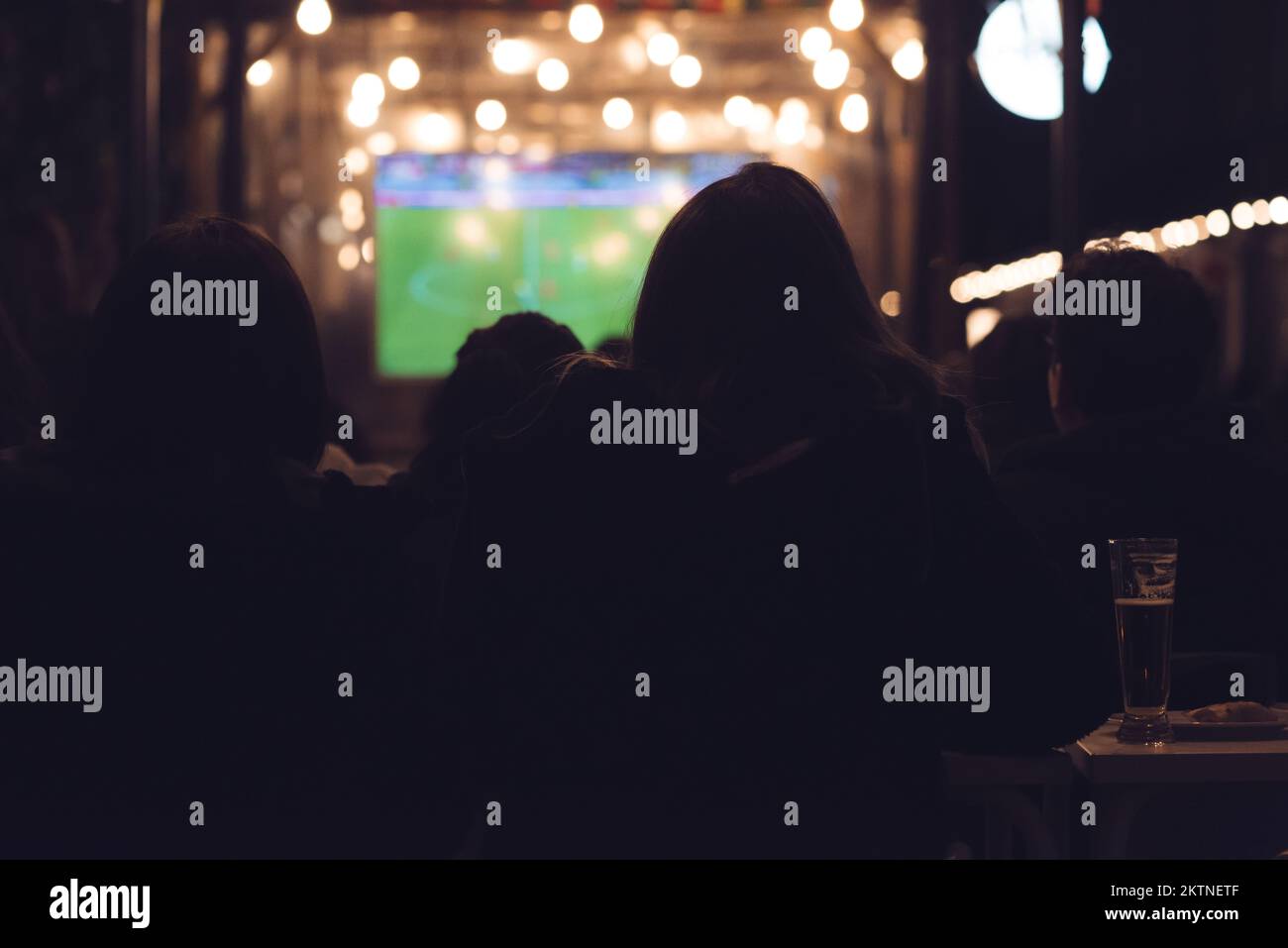 People watching soccer game hi-res stock photography and images - Alamy
