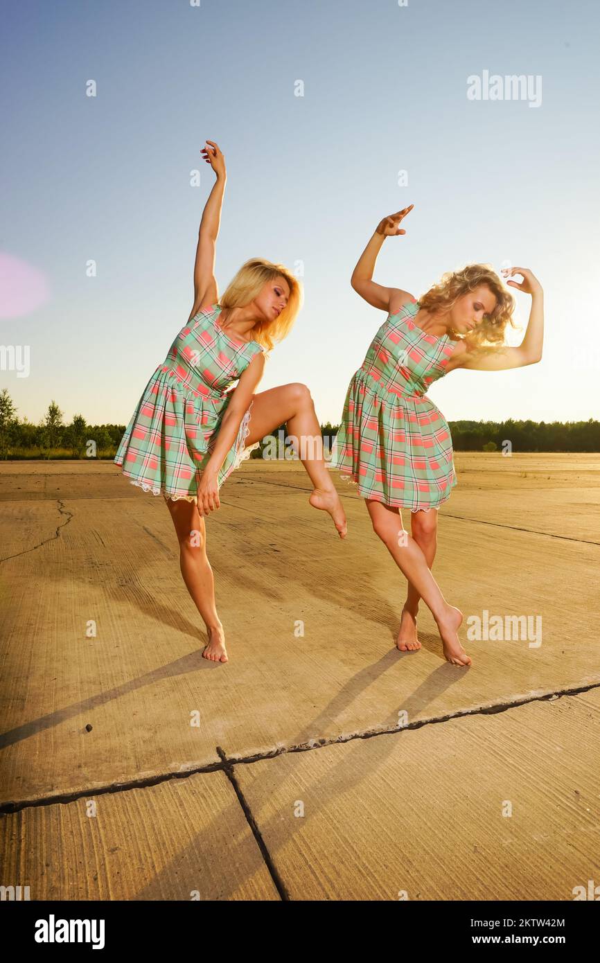 Lively dancing pose hi-res stock photography and images - Alamy