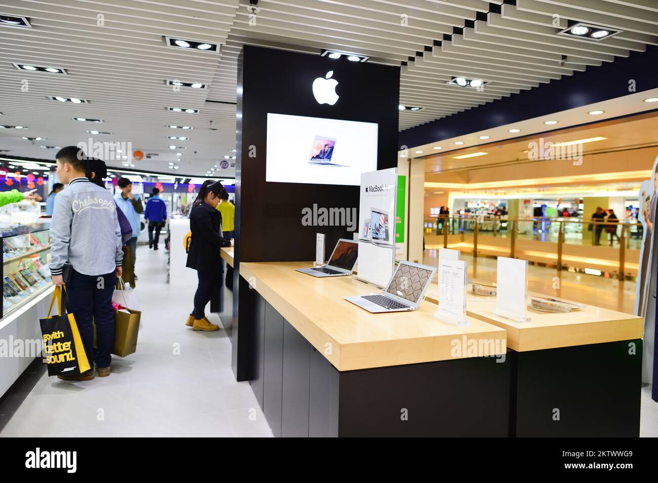 HONG KONG, CHINA - FEBRUARY 04, 2015: shopping center interior. In Hong ...