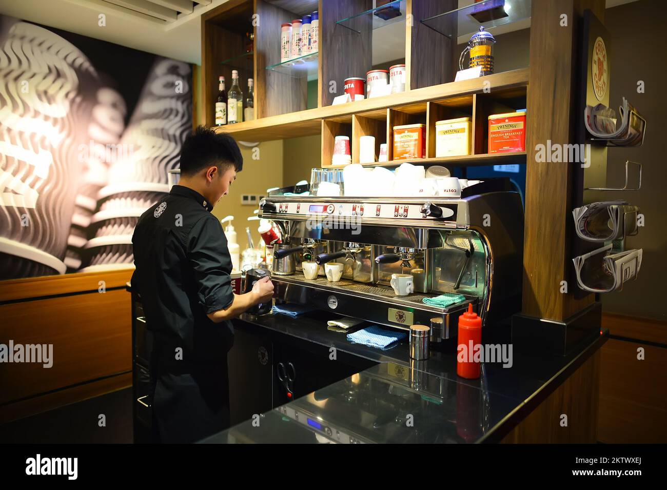 Interior of a costa coffee shop hi-res stock photography and images - Alamy