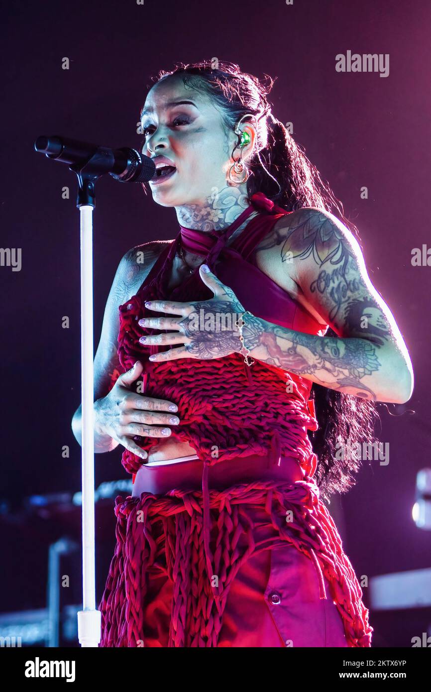 Kehlani stage hi-res stock photography and images - Alamy