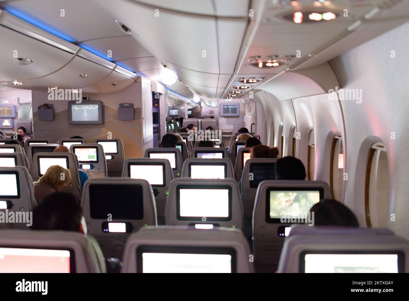 Airbus a380 interior hi-res stock photography and images - Alamy