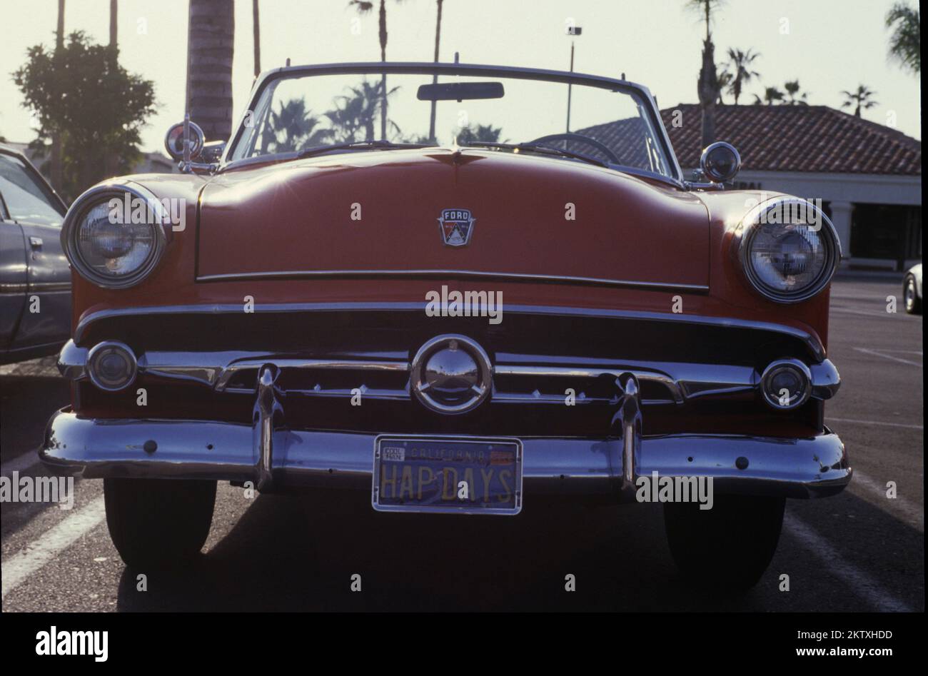 Ford v8 deluxe hi-res stock photography and images - Alamy