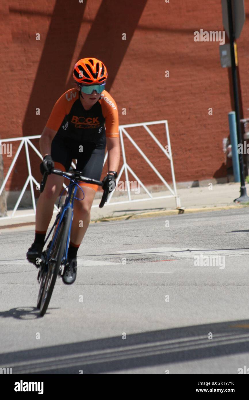 Women's cycling in Chicago, Illinois, USA during the William Blair ...
