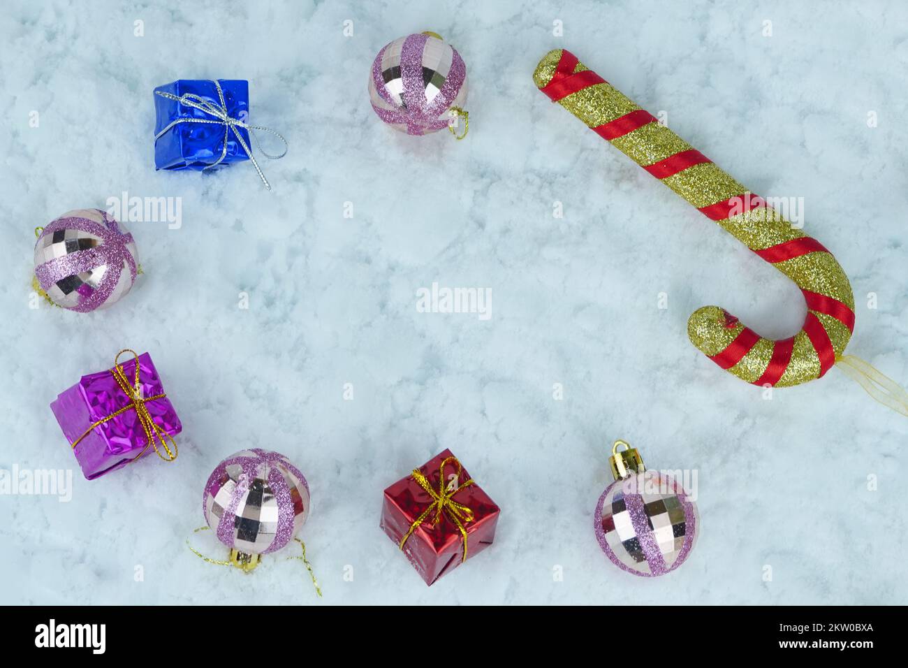 Strings colorful candy hi-res stock photography and images - Alamy