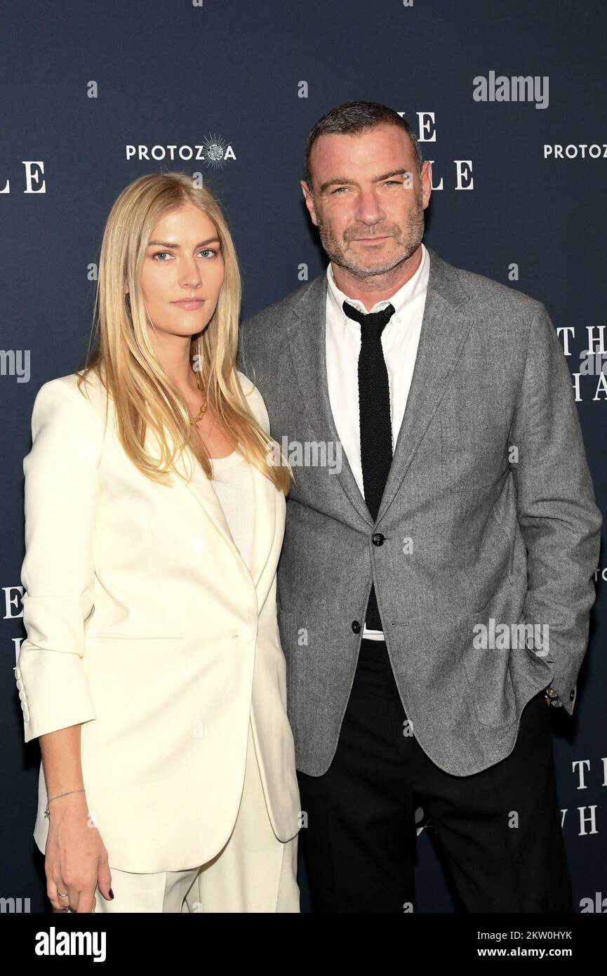 New York, NY, on November 29, 2022. Taylor Neisen and Liev Schreiber ...
