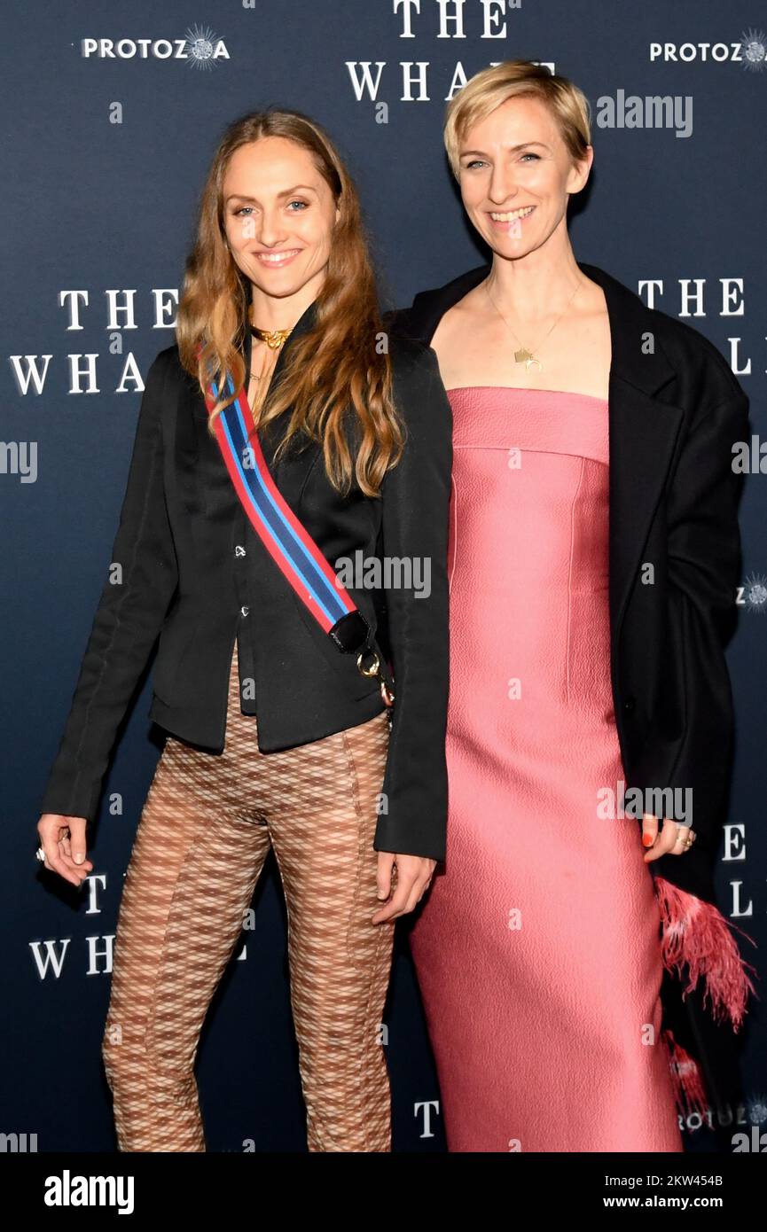 New York, NY, on November 29, 2022. Maria Kreyn and Mickey Sumner ...