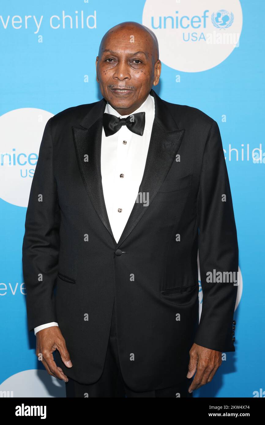 New York, NY on November 29, 2022.Bernard Taylor attends the UNICEF ...