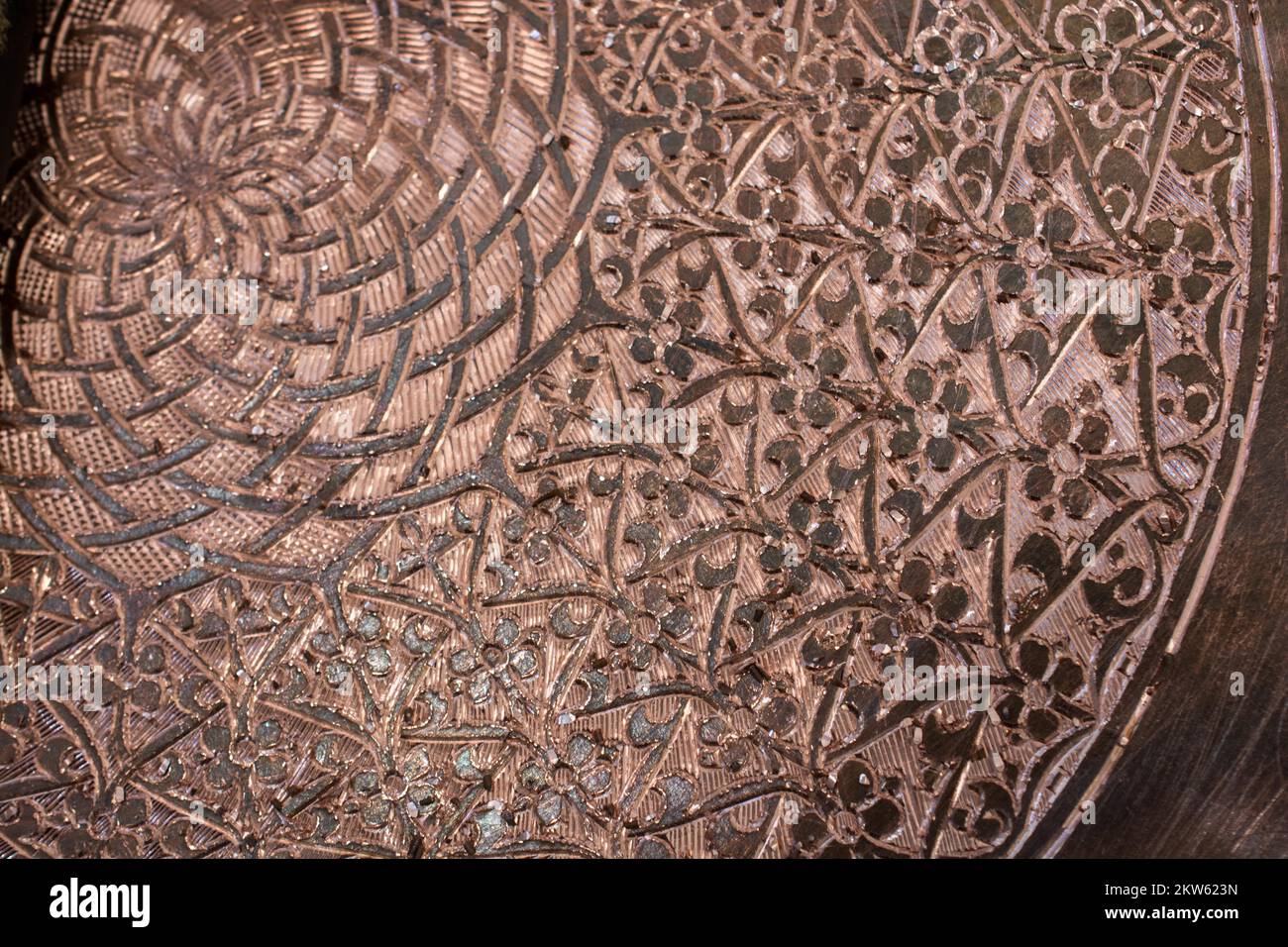 Example of Ottoman art patterns applied on metals Stock Photo - Alamy