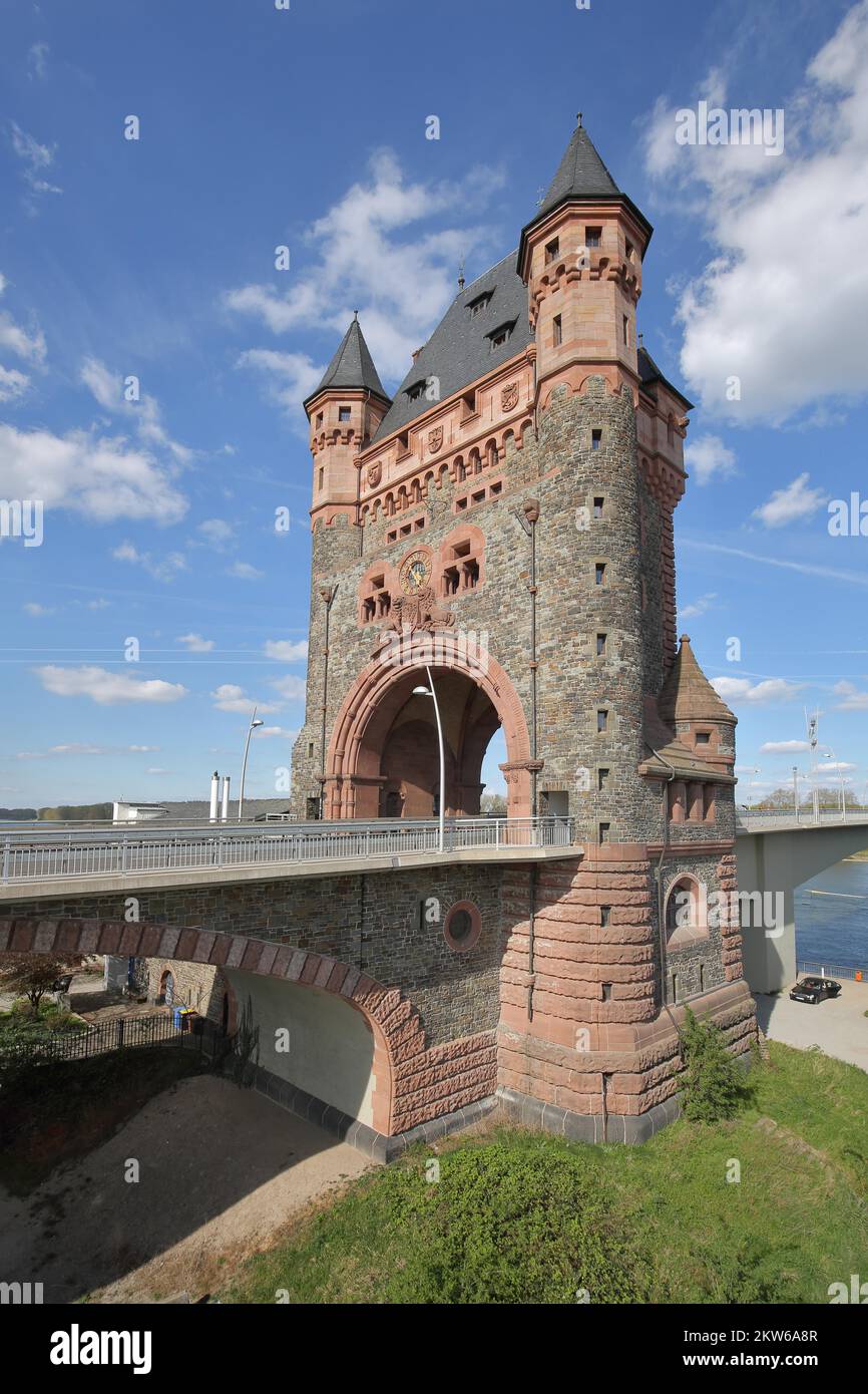 Historic Nibelungen Tower, Gate Tower, Nibelungen Bridge, Worms ...