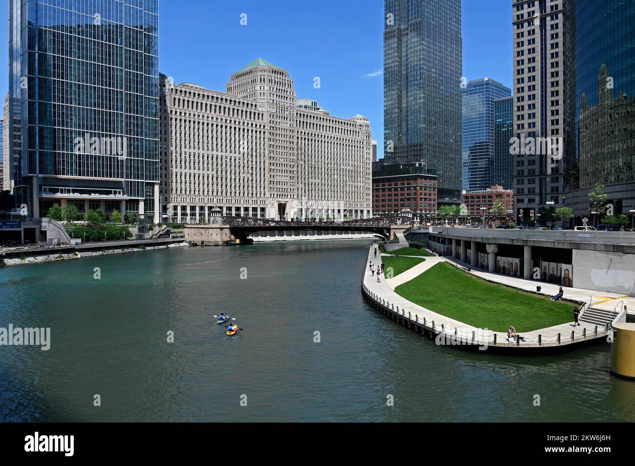 Chicago River and Riverwalk, Chicago, Illinois, United States of ...