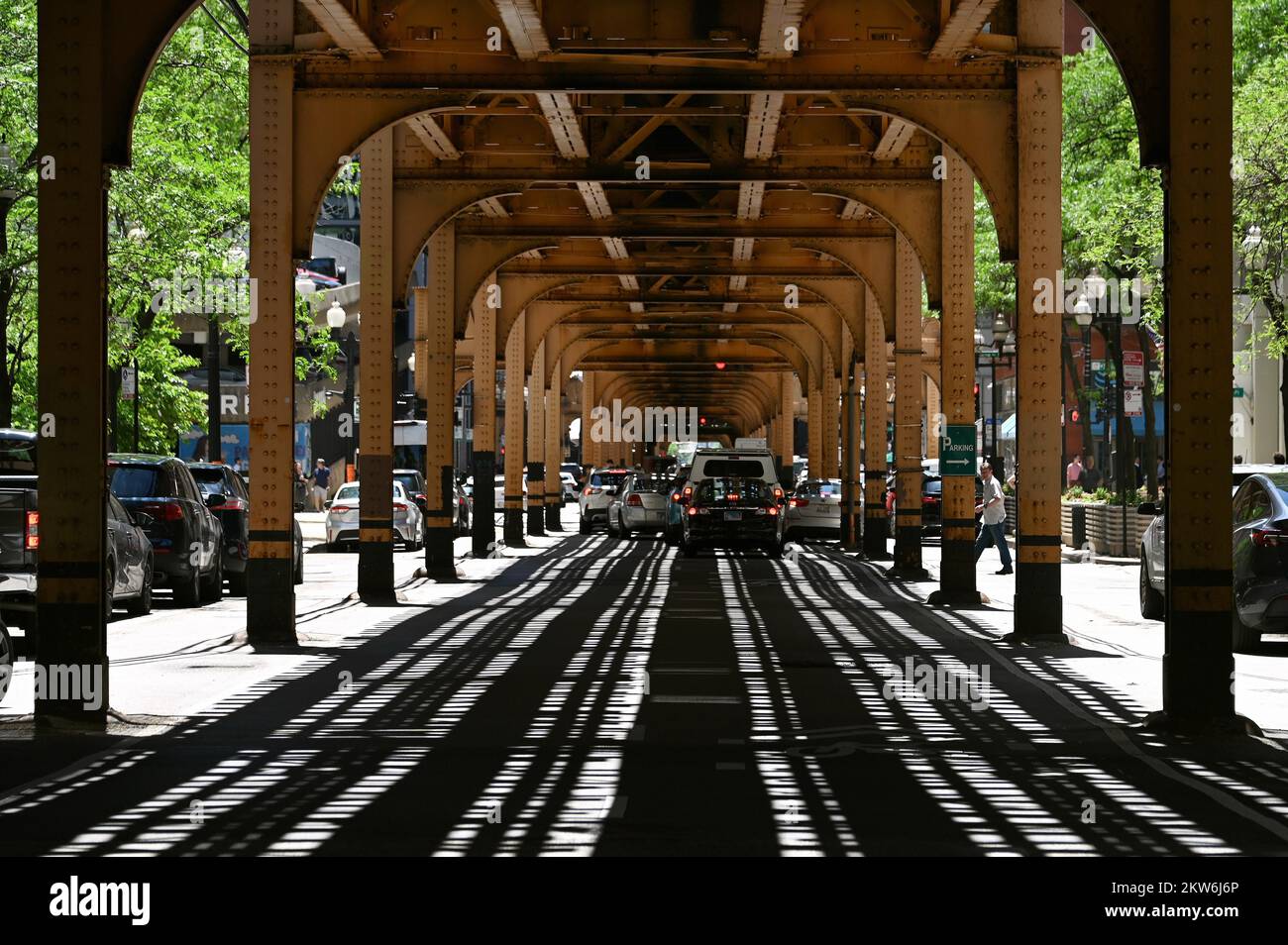 The Loop elevated railway in the neighbourhood of the same name ...