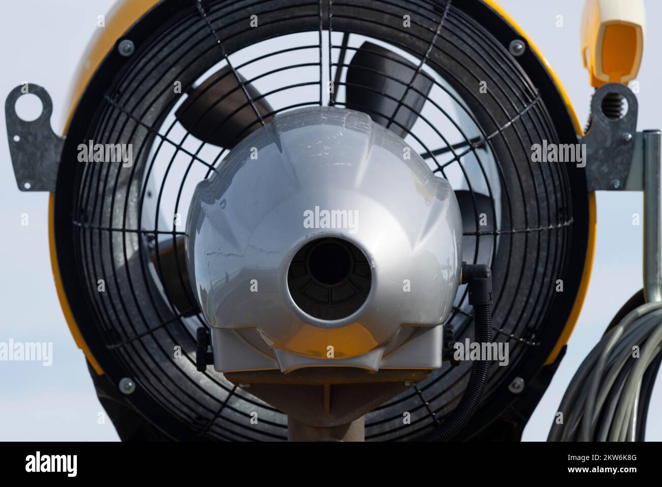 Fan gun hi-res stock photography and images - Alamy