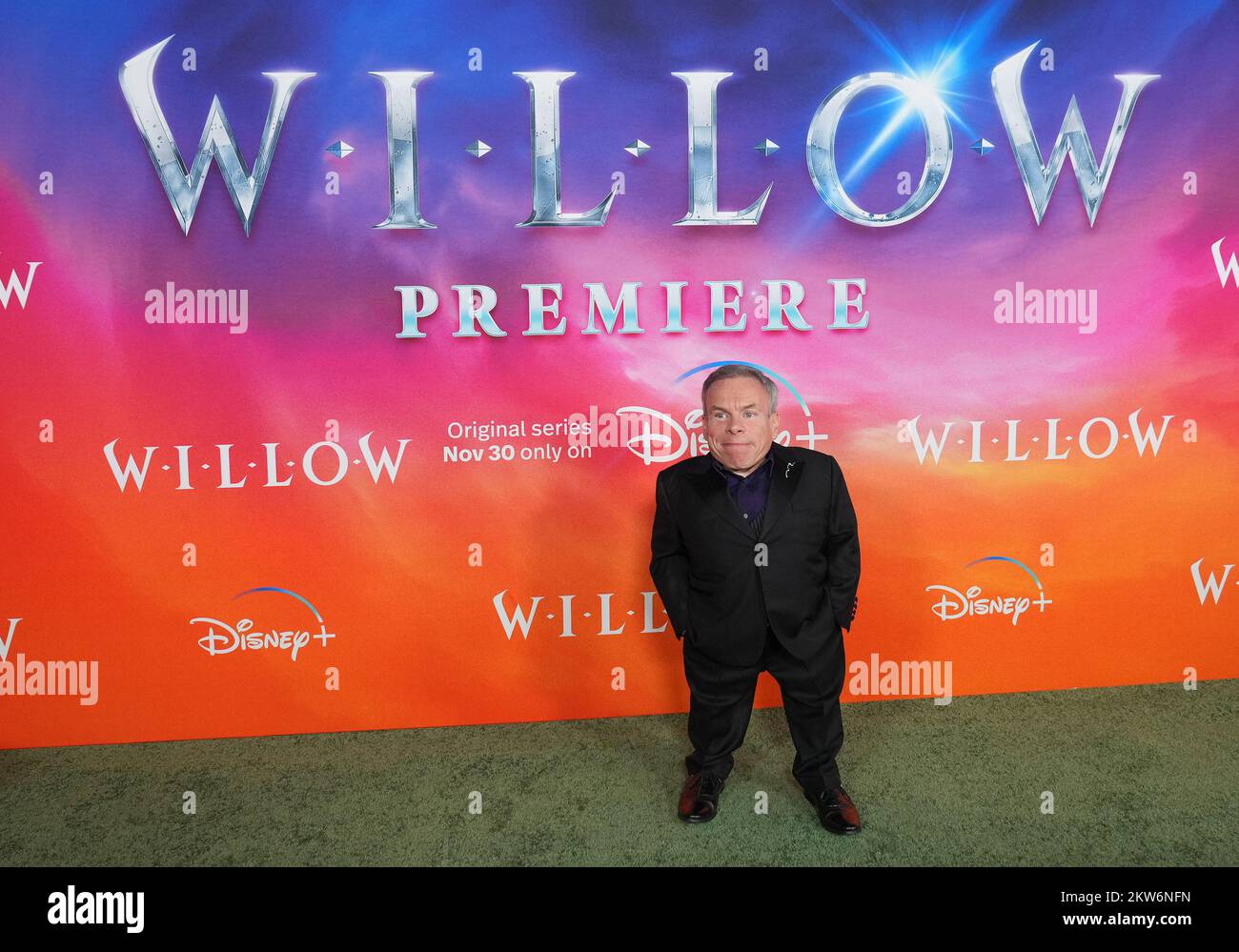 Los Angeles, USA. 29th Nov, 2022. Warwick Davis arrives at the WILLOW ...