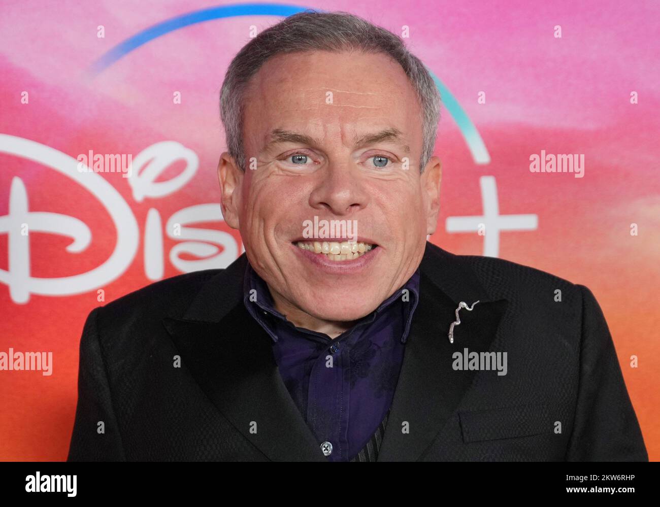 Los Angeles, USA. 29th Nov, 2022. Warwick Davis arrives at the WILLOW ...