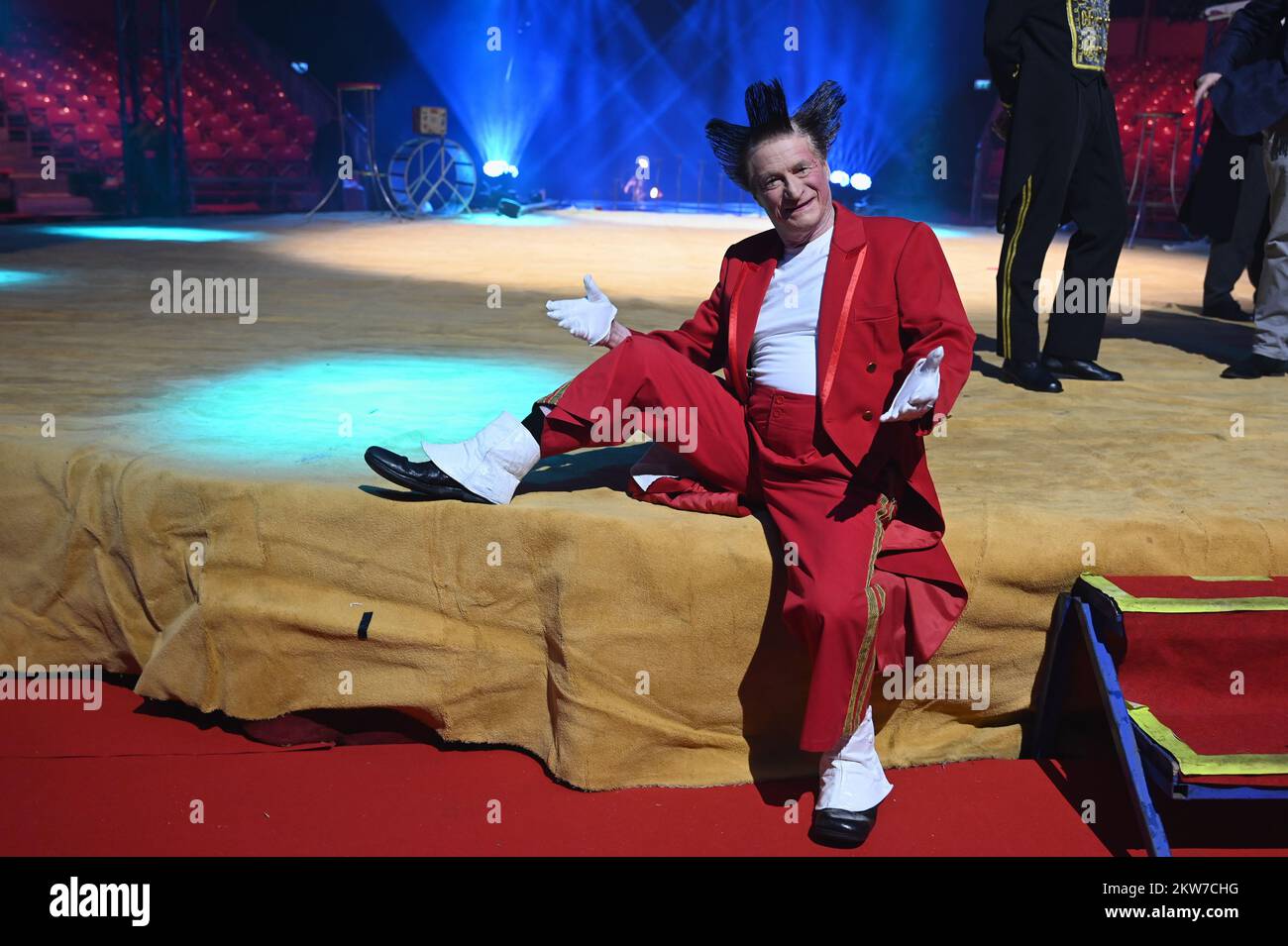 Cologne, Germany. 29th Nov, 2022. Clown duo Daris and Fumagalli ...