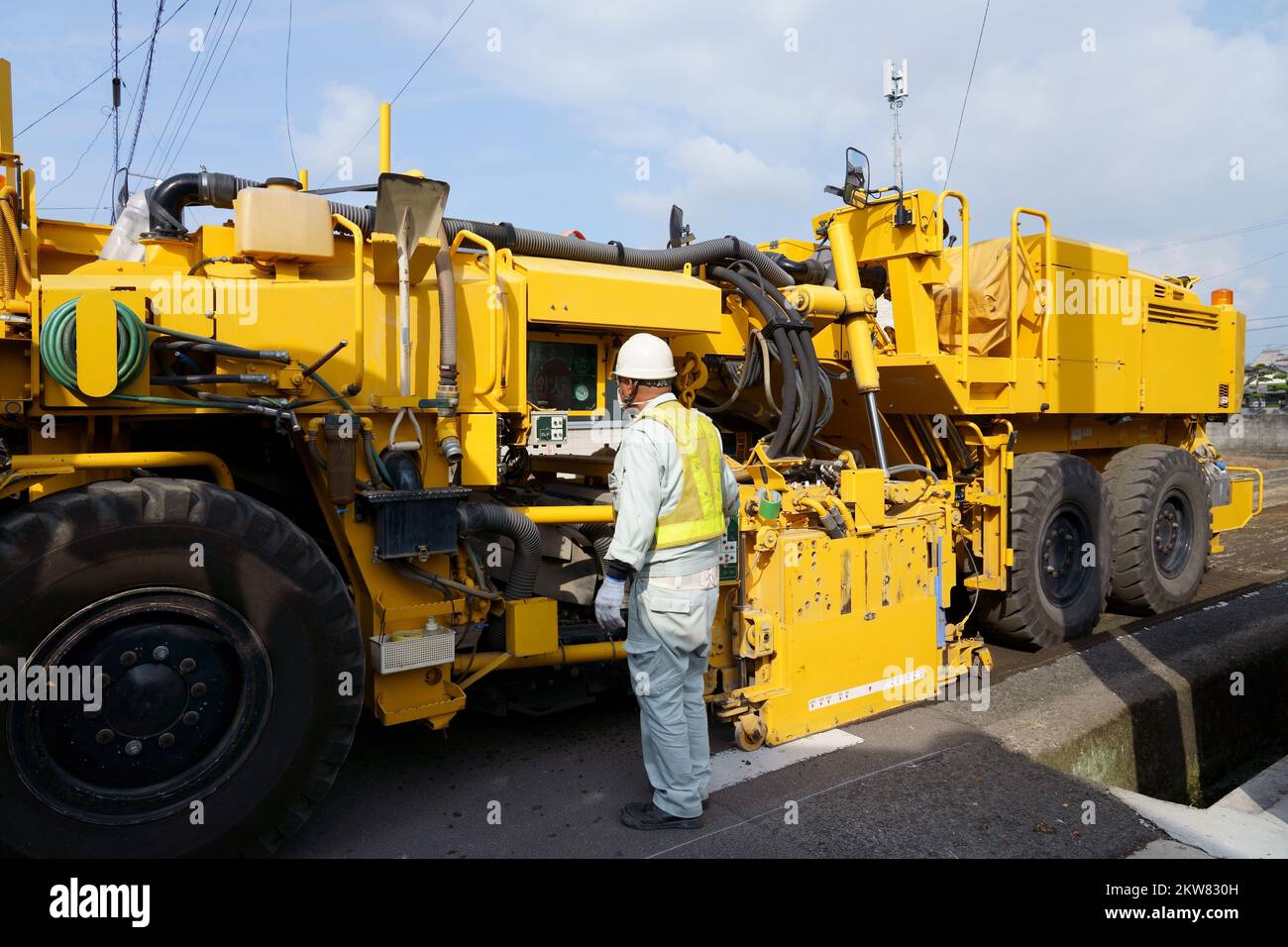 Milling machine hi-res stock photography and images - Alamy