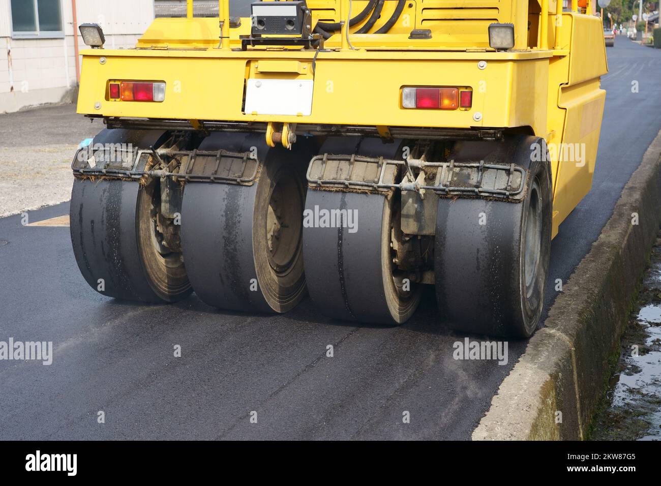 Compacting roller hi-res stock photography and images - Alamy