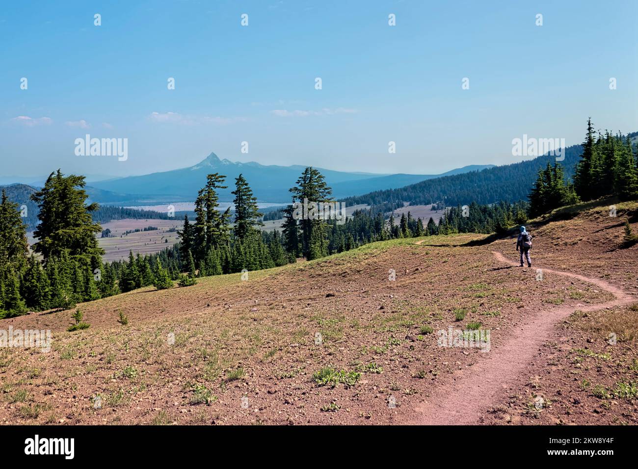 Walking the Rim Trail at Crater Lake National Park, Oregon, USA Stock ...