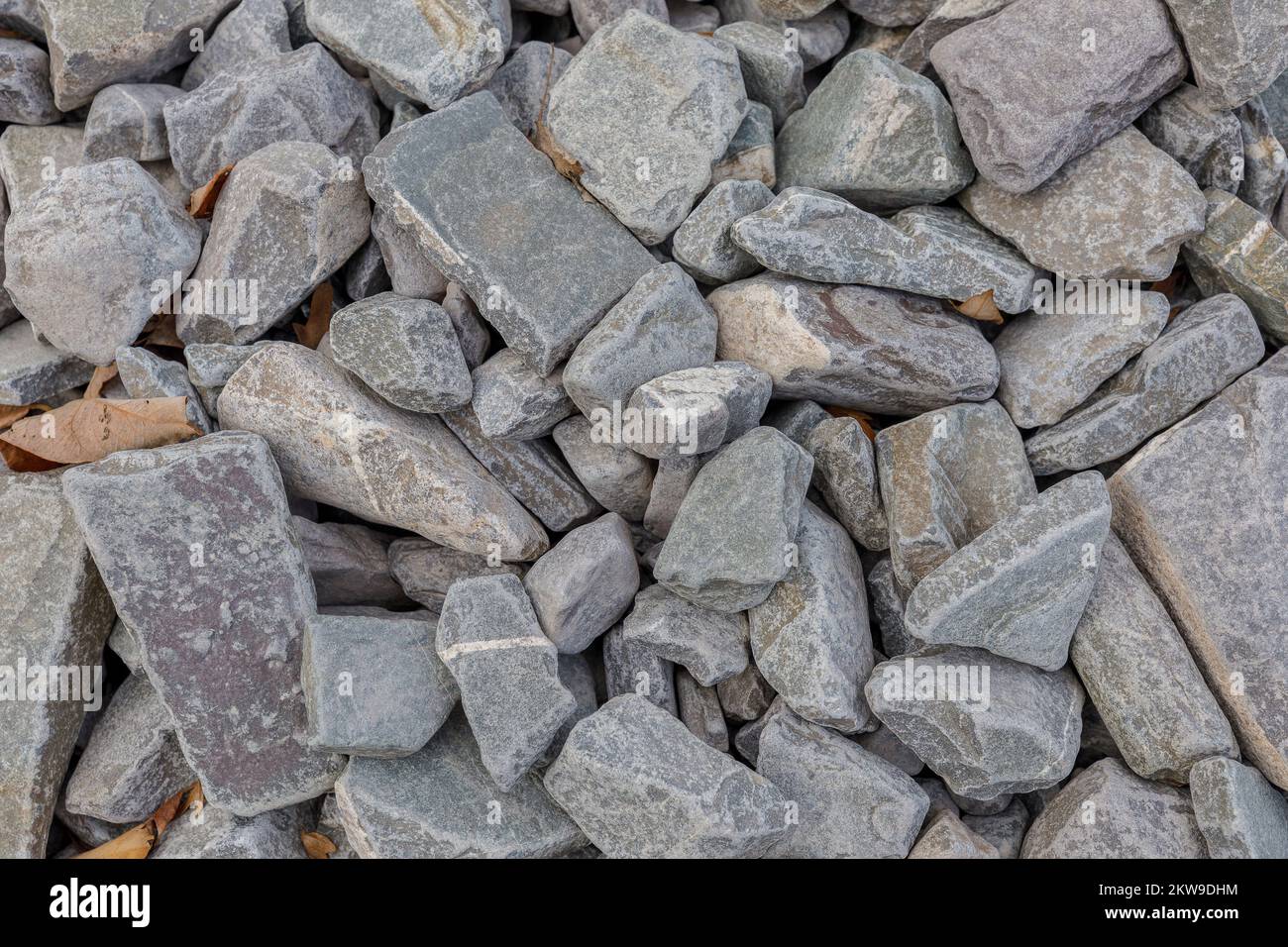 The texture of coarse gravel lying on the floor Stock Photo - Alamy