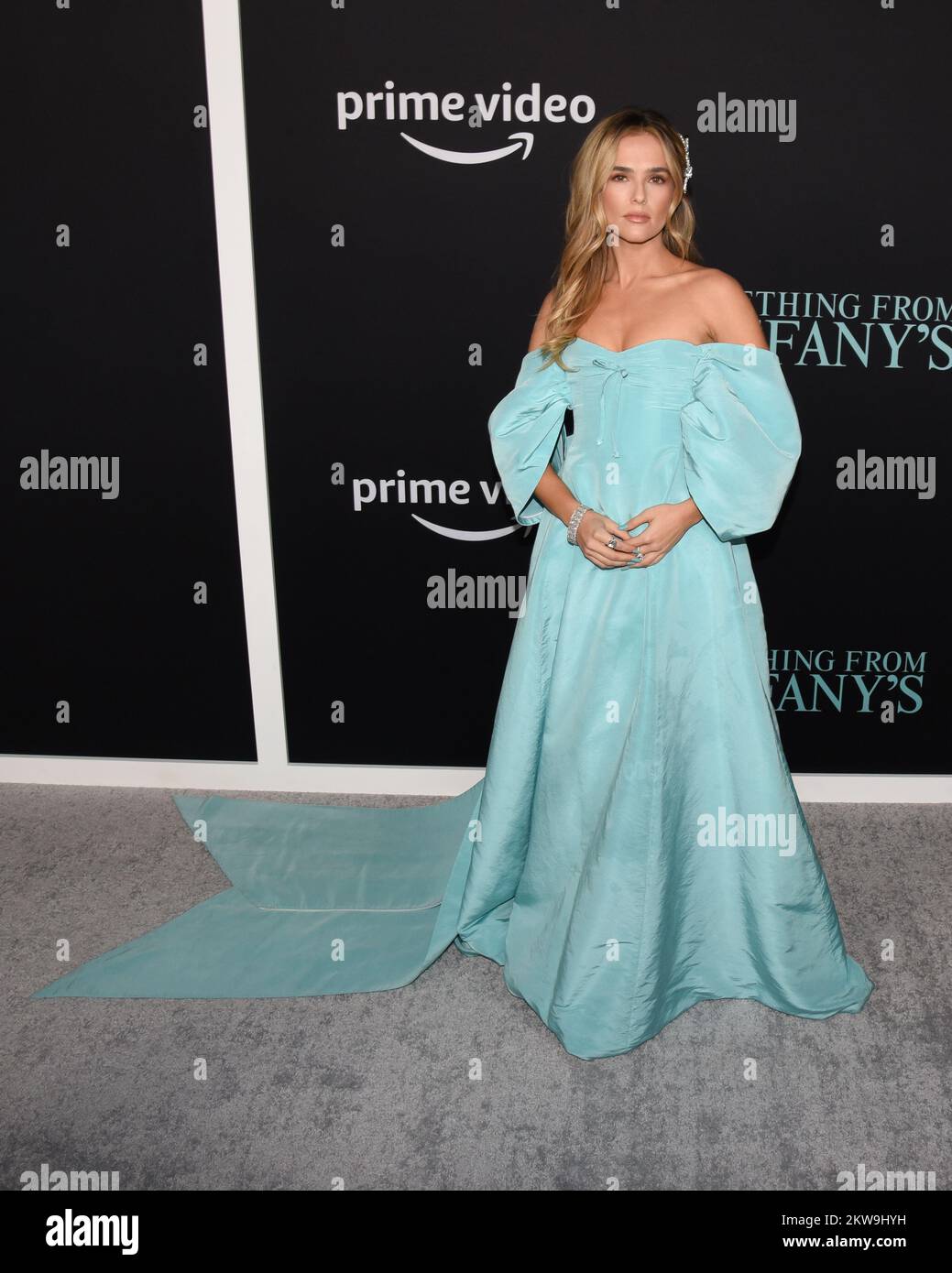 Los Angeles, California - 29 November 2022 - Zoey Deutch. The Los ...