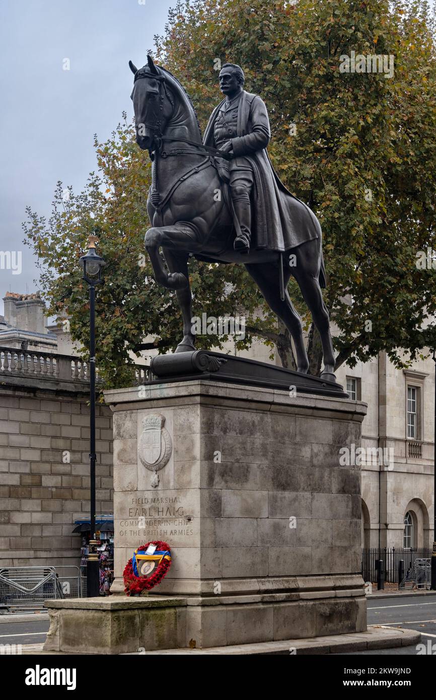 LONDON, UK - NOVEMBER 16, 2022: The Earl Haig Memorial (by Alfred Frank ...