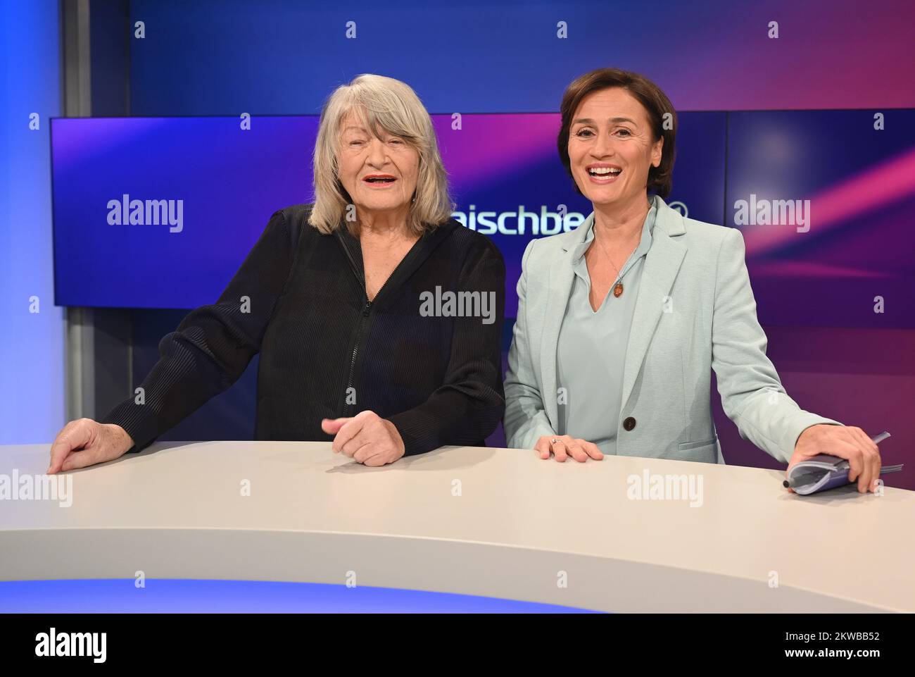 Cologne, Germany. 29th Nov, 2022. Feminist and journalist Alice ...