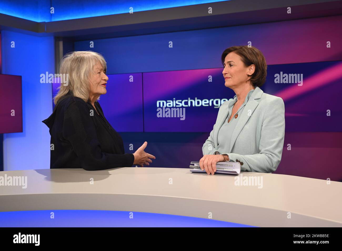 Cologne, Germany. 29th Nov, 2022. Feminist and journalist Alice ...