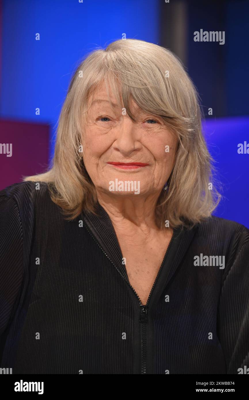 Cologne, Germany. 29th Nov, 2022. Feminist and journalist Alice ...