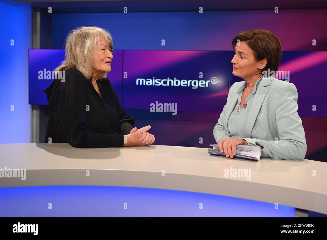 Cologne, Germany. 29th Nov, 2022. Feminist and journalist Alice ...