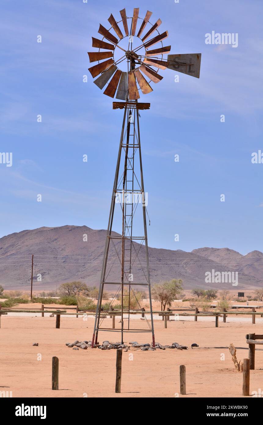 Windmill wheel wind rural hi-res stock photography and images - Alamy