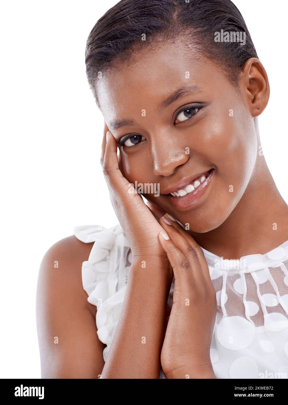 Shes got such a sweet smile. A cute teen girl of african ethnicity ...