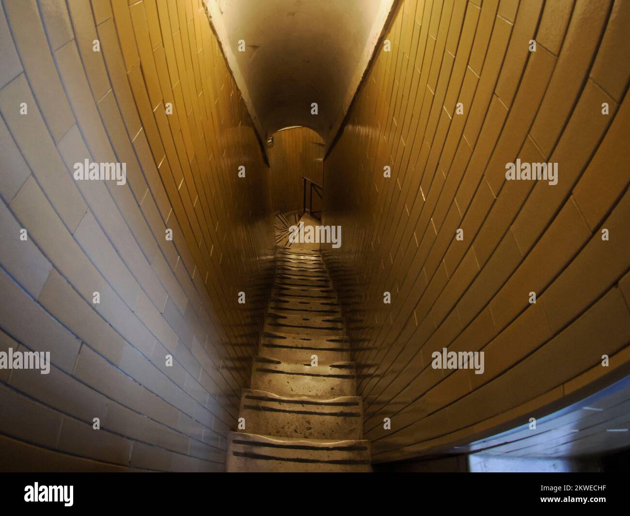 saint peter basilica rome stairs to dome rooftop interior Stock Photo ...