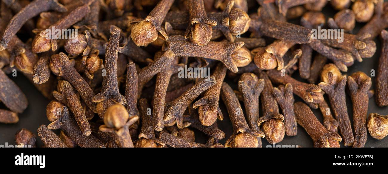 Natural clove spice for large banner background Stock Photo - Alamy