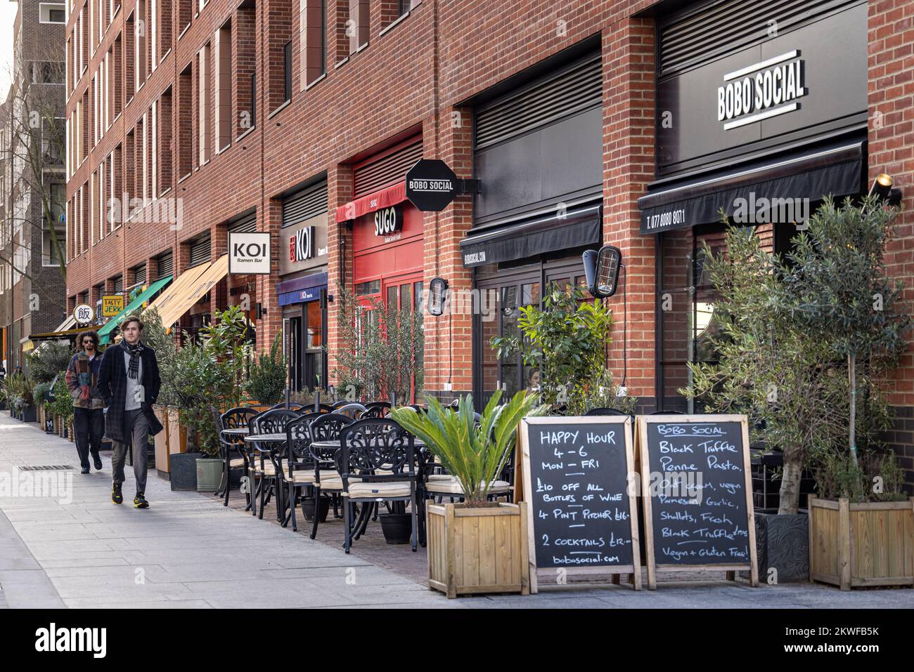 Bobo Social, Walworth Road, London, England Stock Photo - Alamy
