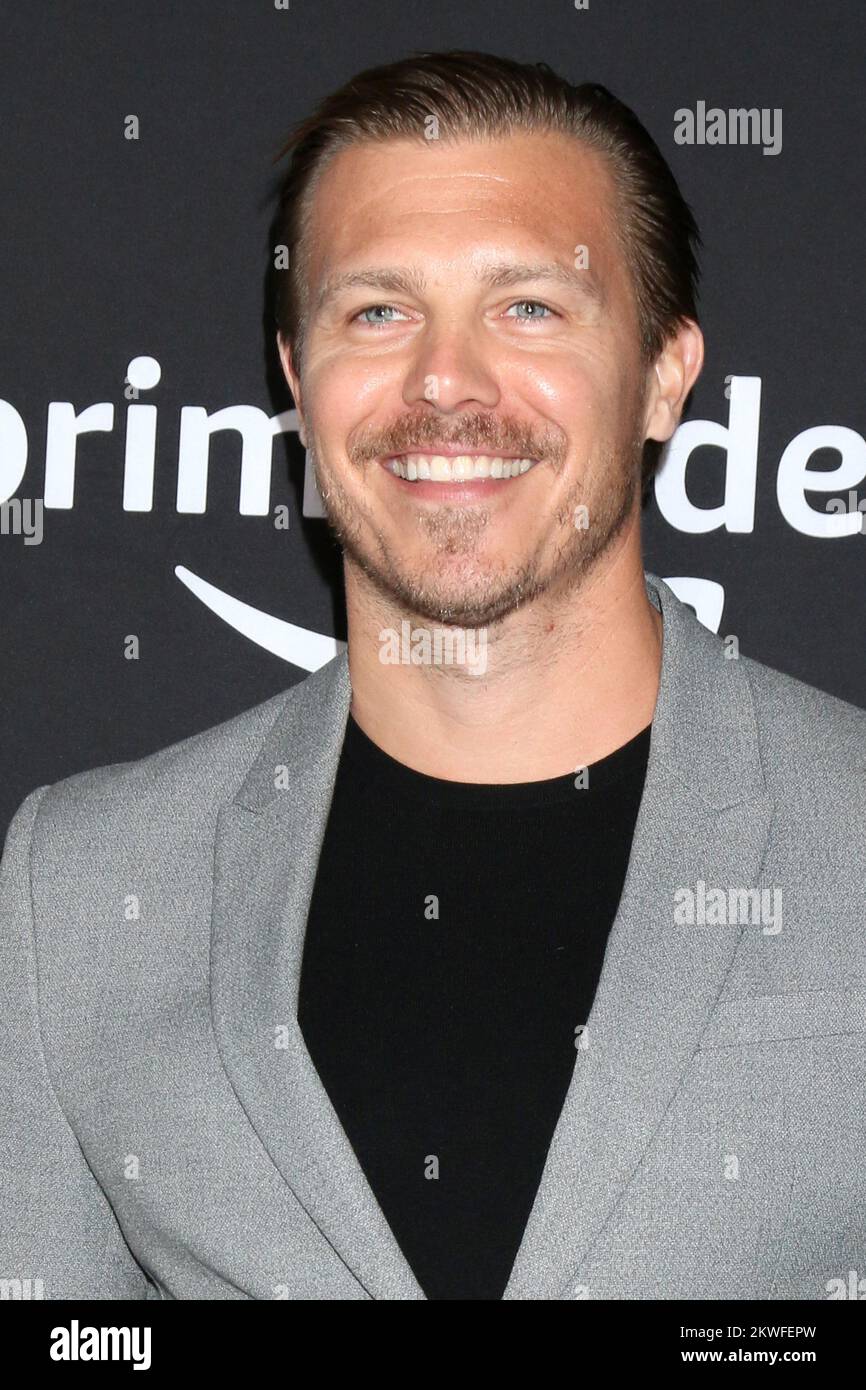 LOS ANGELES - NOV 29: Michael Roark at the Something From Tiffany's ...