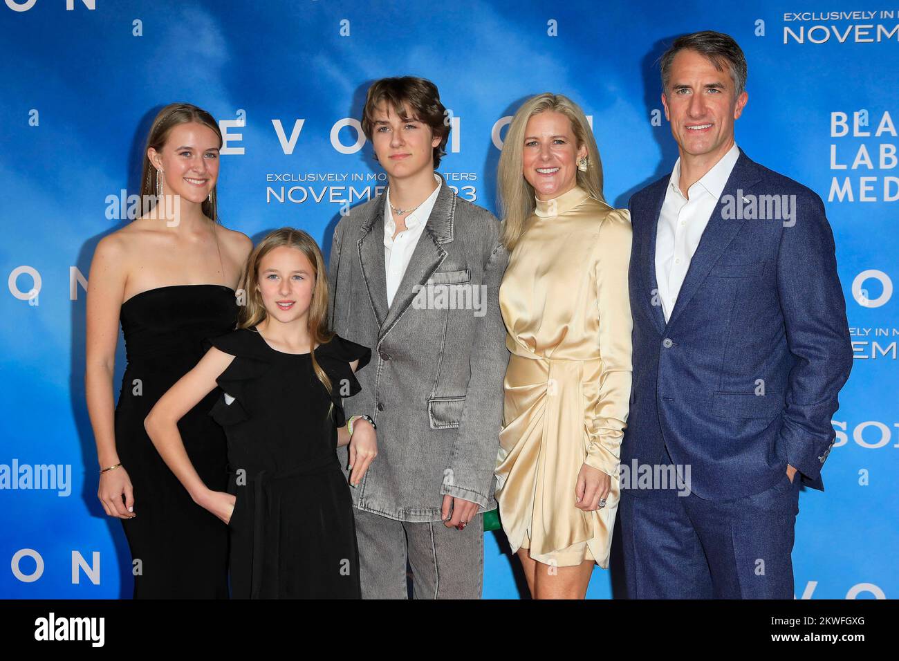 LOS ANGELES - NOV 15: Tom Hudner, family at the Devotion Los Angeles ...