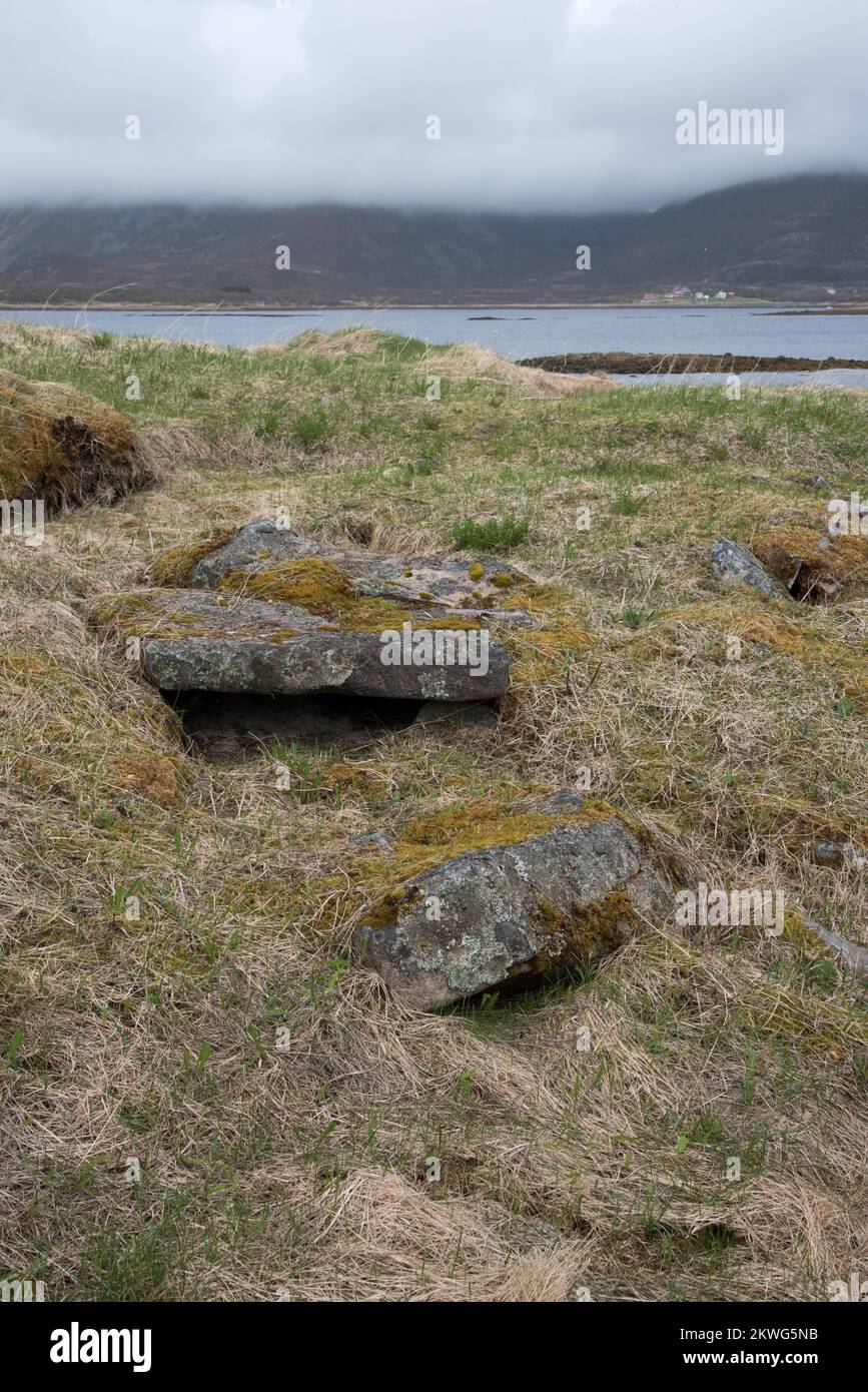 Around 400 CE the ancestors of the Vikings buried their high ranking ...