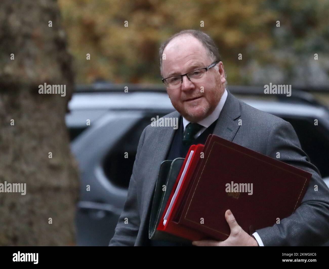 George freeman mp minister for science hi-res stock photography and ...