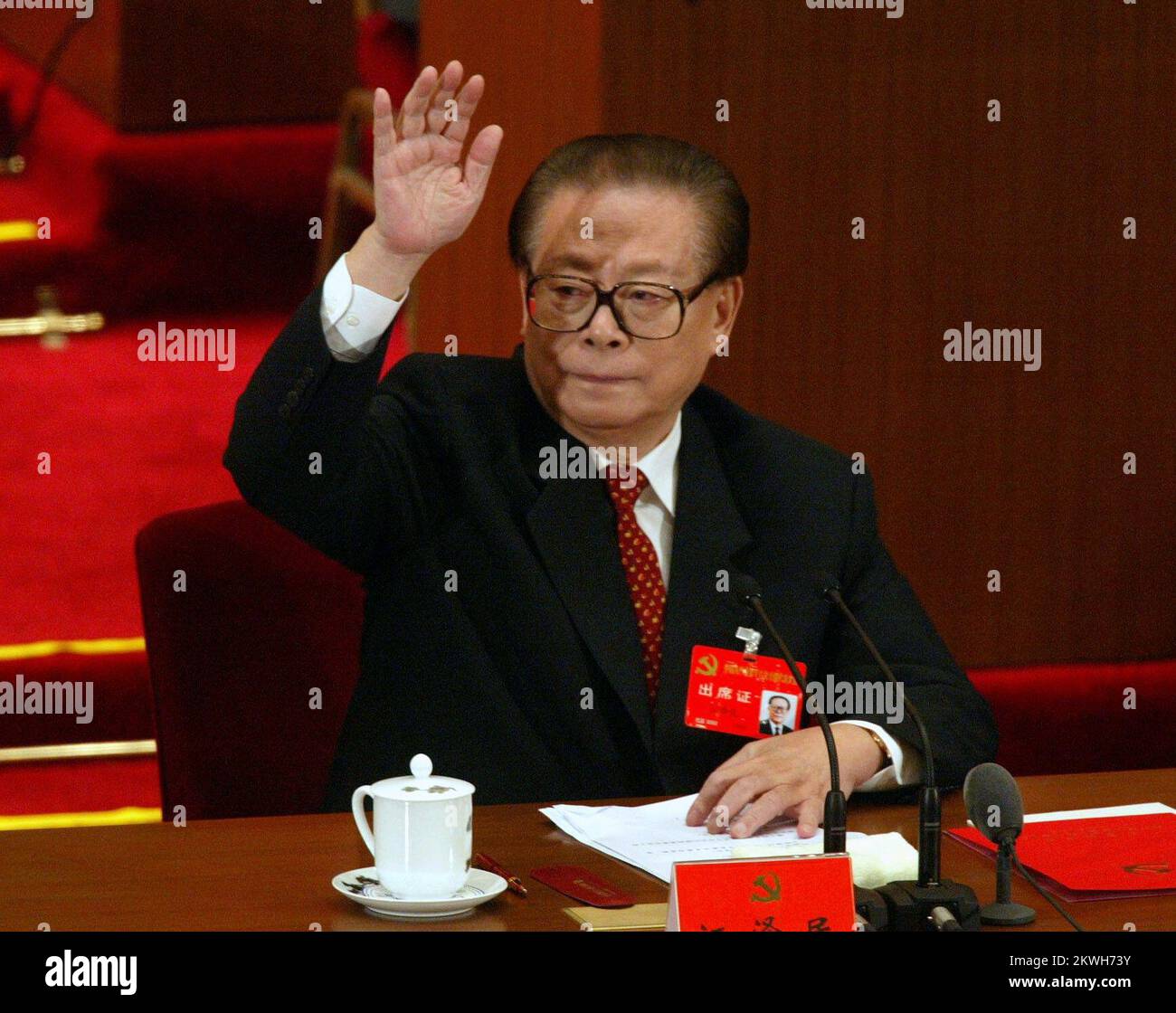 2002 hu jintao hi-res stock photography and images - Alamy