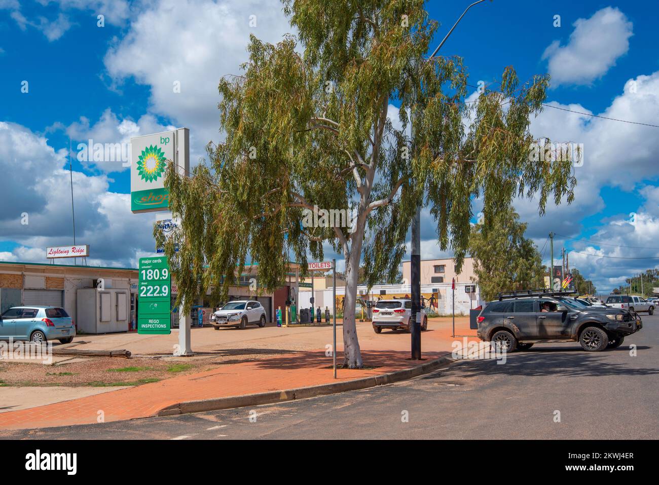 The BP Service Station or gas station in the outback opal mining town ...