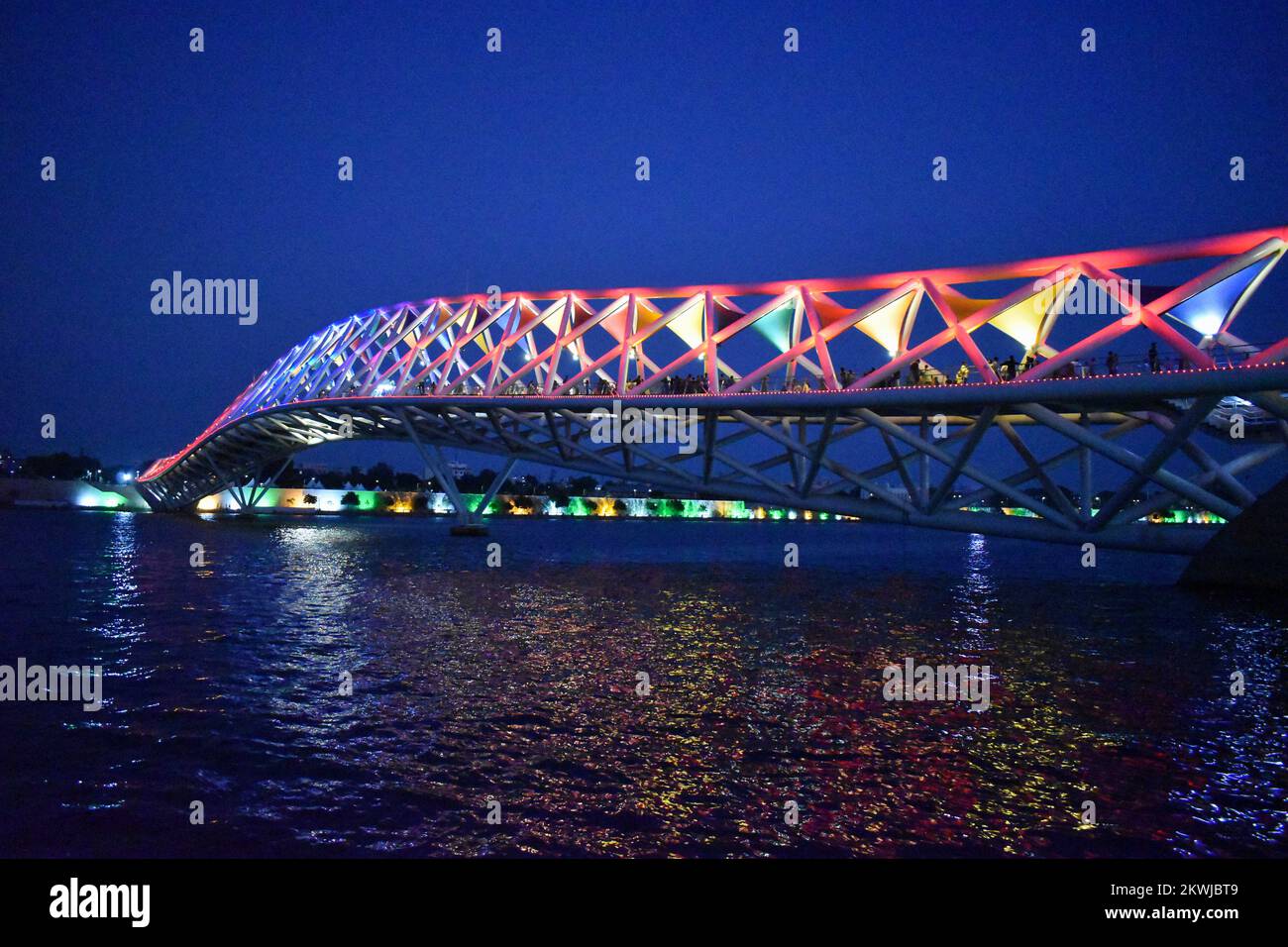 Atal Pedestrian Bridge, a foot-over bridge on Sabarmati river, night ...