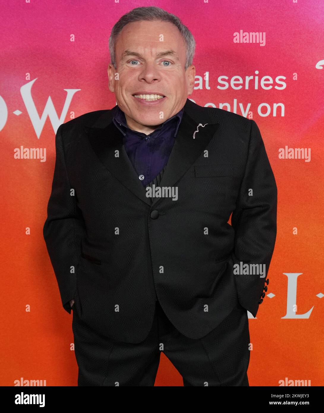 Los Angeles, USA. 29th Nov, 2022. Warwick Davis arrives at the WILLOW ...