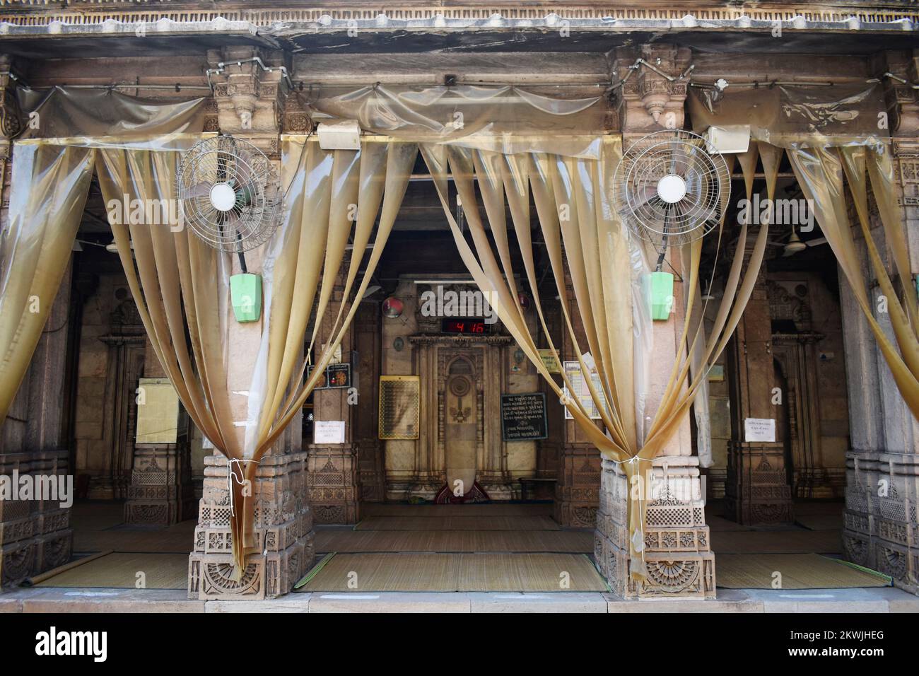 Rani Sipri's Mosque also known as Rani Sipri ni Masjid or Masjid-e ...